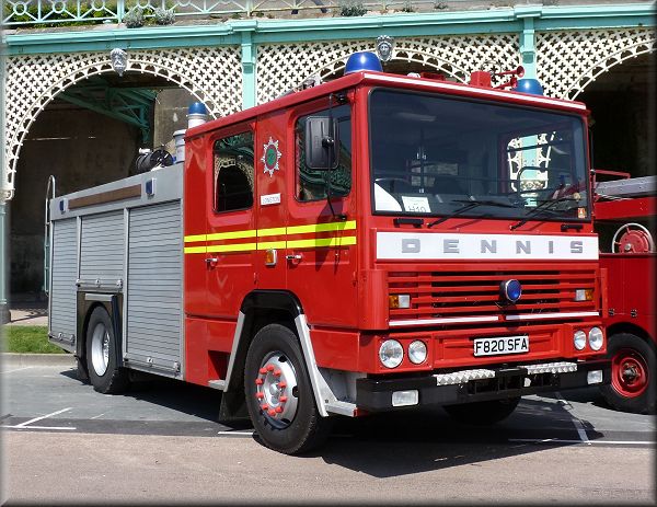 Dennis Fire Fire Engine - Pump Ladder RS137 (F820 SFA)
